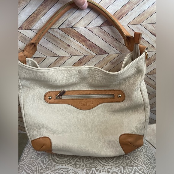 Valentina | Bags | Valentina Made In Italy Shoulder Bag Pebbled Pattern ...